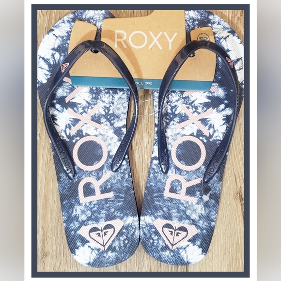 Roxy | Shoes | Roxy Flip Flopsvarious Sizes | Poshmark